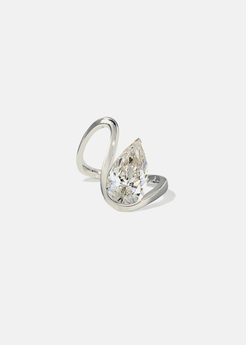 Floating Diamond Trace Ring